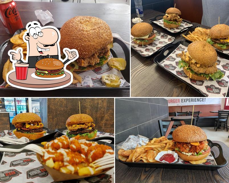 B12 Burger CDN, Montréal - Menu du restaurant, prix et avis