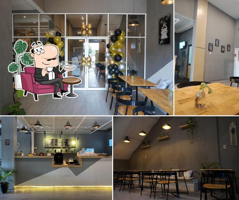 DAPOER 99 Coffe & Resto, Medan - Restaurant reviews