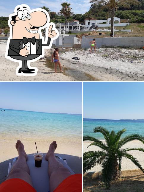 Beach Bar Legend, Nea Roda - Restaurant reviews