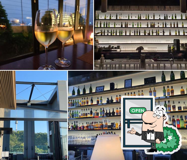 L7 명동 루프탑 바 플로팅 Rooftop Floating pub & bar, Seoul, Toegye-ro ...