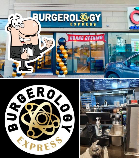 Burgerology Express in Syosset - Restaurant menu and reviews