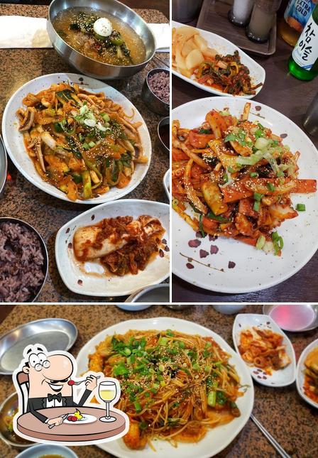 Miari Noodle House in Los Angeles - Restaurant menu and reviews