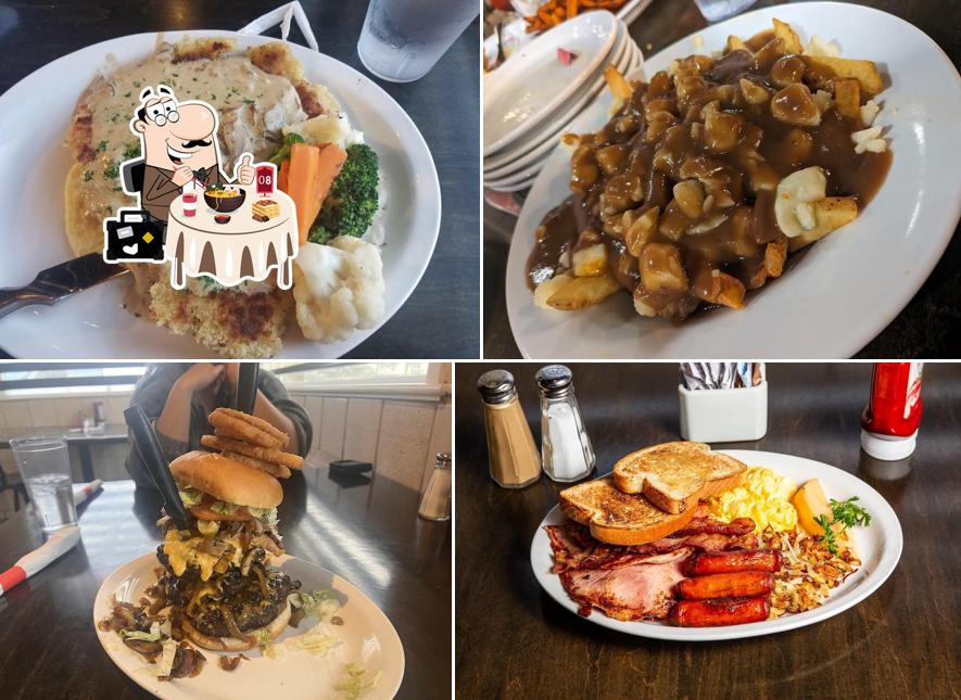 Mo's Family Restaurant in Oakville - Restaurant menu and reviews