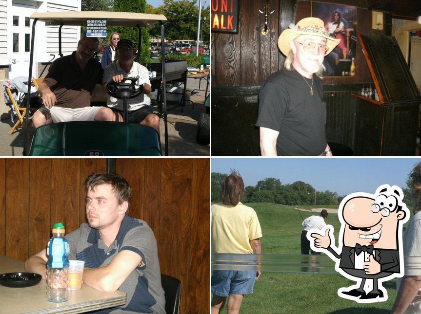 The Gold Star Bar, Wyandotte - Restaurant menu, prices and reviews