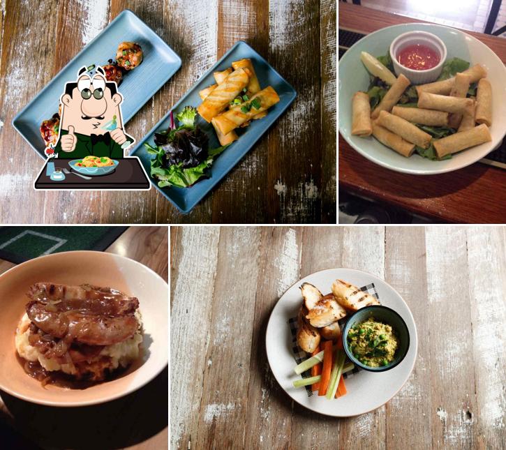 Tudor Hotel Redfern, Redfern - Restaurant menu, prices and reviews