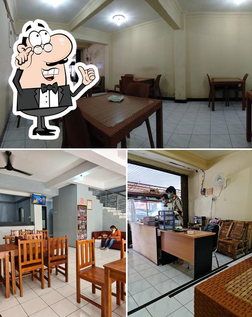 Gudeg yu Djum pusat (outlet sagan) restaurant, Yogyakarta - Restaurant ...