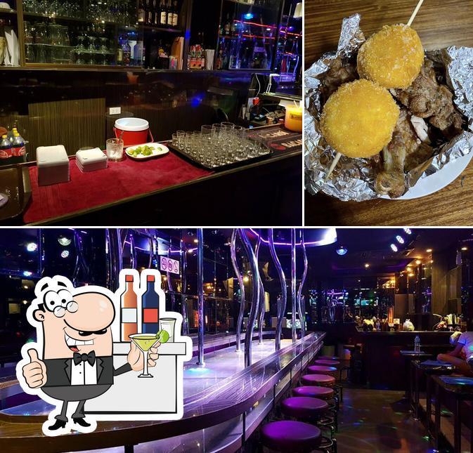 Five Star Bar, Bangkok, 4/48 Soi Cowboy - Restaurant reviews