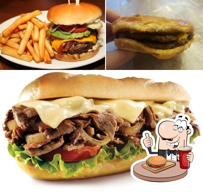 Dixie Queen, 2391 Airways Blvd in Memphis - Restaurant menu and reviews