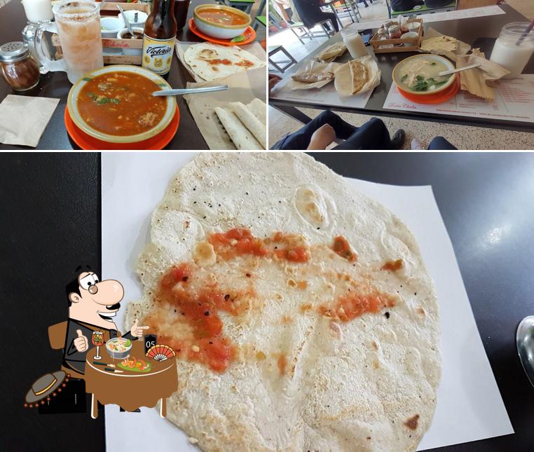 Doña Chela restaurant, Ciudad López Mateos, Av. Cuauhtémoc 41 ...