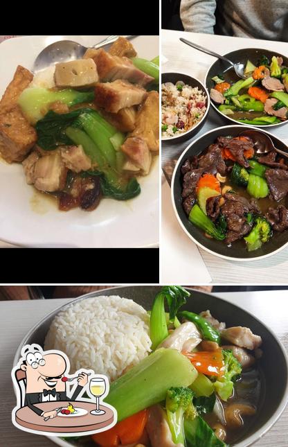 Tran Tran Restaurant in Richmond - Restaurant menu and reviews