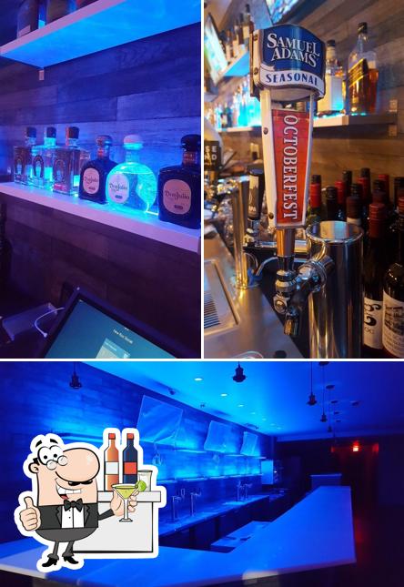 New Roc Social Bar & Lounge in New Rochelle - Restaurant menu and reviews