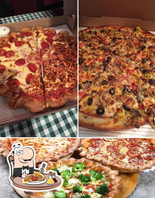 Zeppe's Pizzeria, 5559 Wilson Mills Rd in Cleveland - Restaurant menu ...
