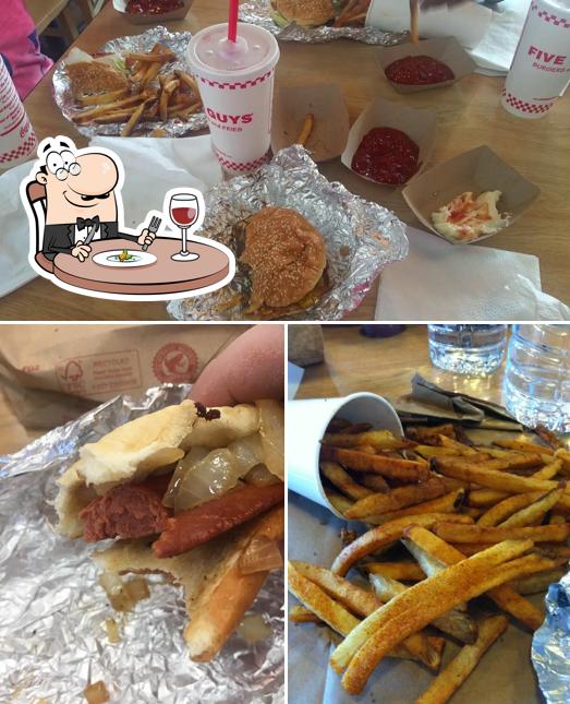 Five Guys, 4751 Forest Dr in Columbia - Restaurant menu and reviews