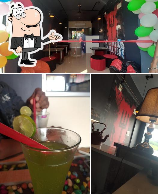 The_Skull_Cafe, Javla