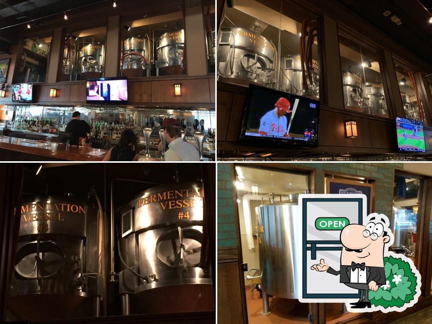 Rock Bottom Restaurant & Brewery, Denver - Restaurant menu, prices and ...