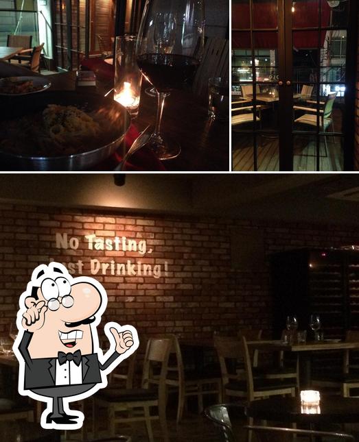 와인포차 YOLO pub & bar, Seoul - Restaurant reviews