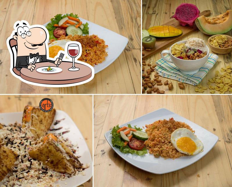ART's Malang - Resto Barbershop Reflexology, Malang - Restaurant reviews
