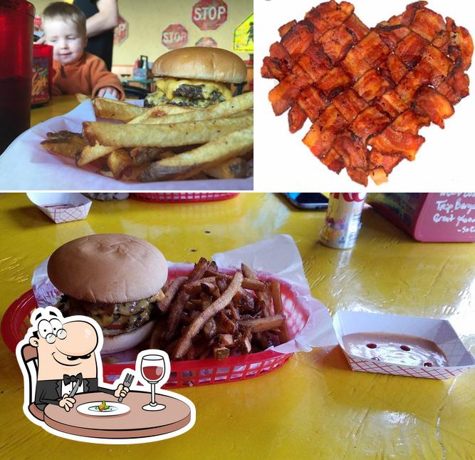 HWY 101 Burger, Lincoln City - Restaurant menu, prices and reviews