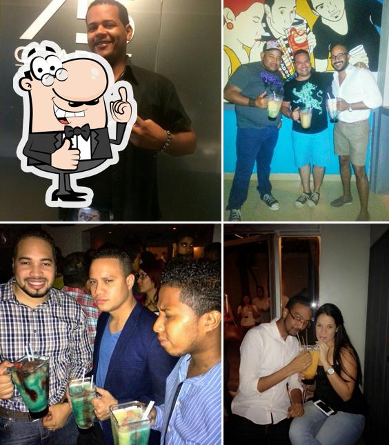 75 Grados pub & bar, Santo Domingo, Av. Gustavo Mejía Ricart ...