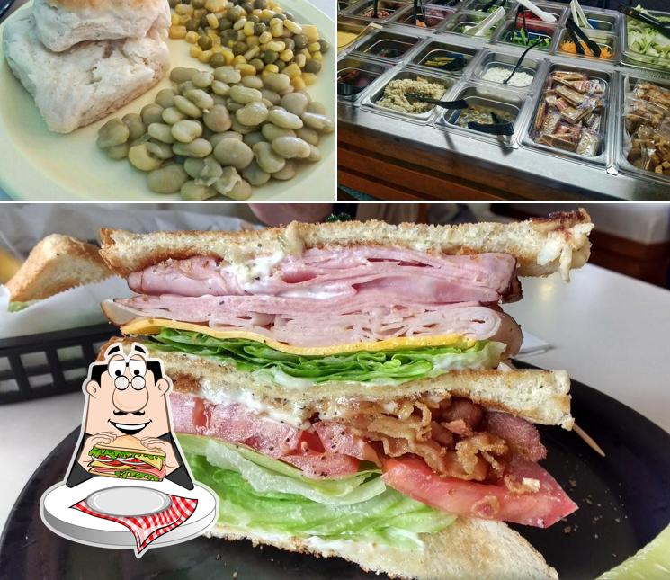 Tee Time Cafe, Shallotte - Restaurant menu, prices and reviews