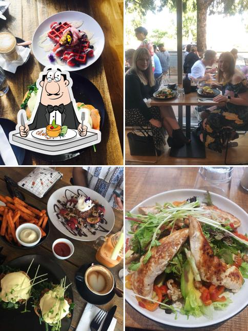 Commissary in Rose Park - Restaurant menu and reviews