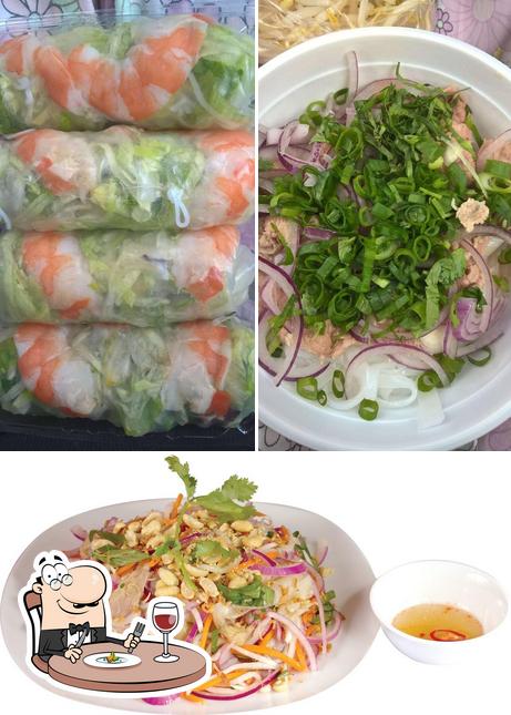 Blue Bamboo Restaurant and Cafe in Braybrook - Restaurant menu and reviews
