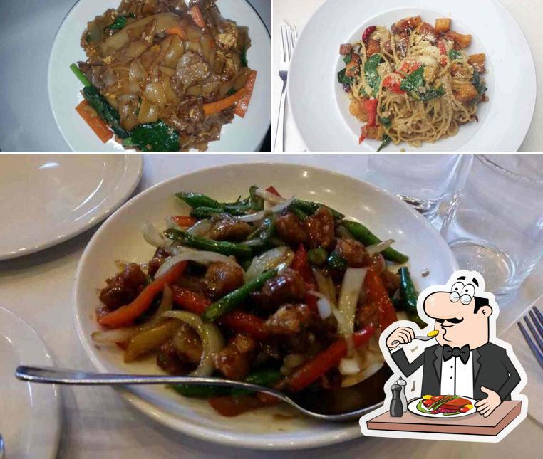 Nine Elephants Thai Restaurant in Docklands - Restaurant menu and reviews