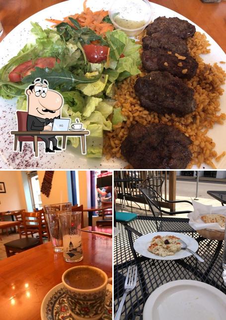 Daphne Cafe, Pittsburgh - Restaurant menu, prices and reviews