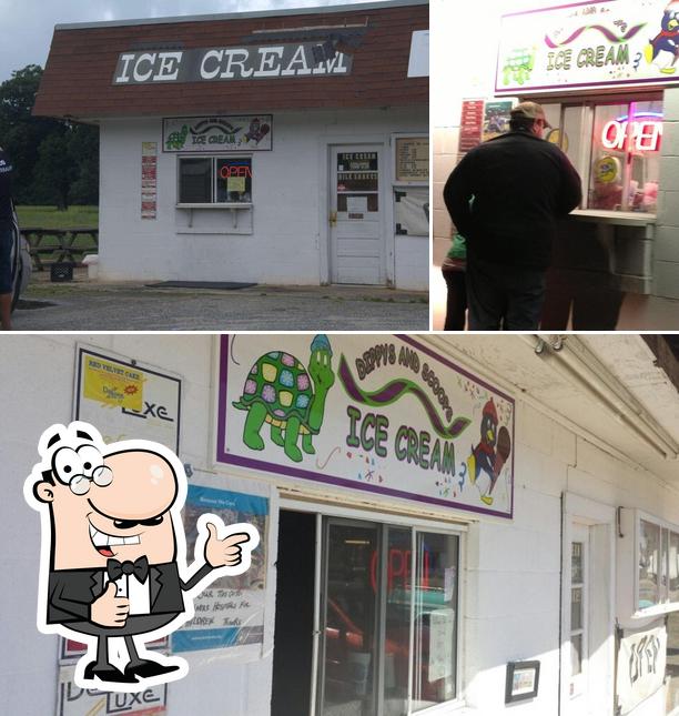 Dippy's And Scoop's in Mooresville - Restaurant menu and reviews