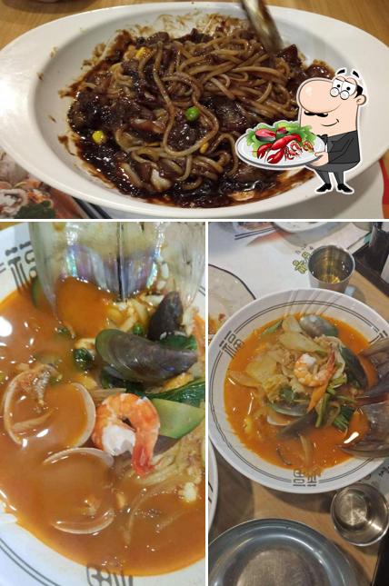 Legend of Noodle, Jakarta - Restaurant menu, prices and reviews