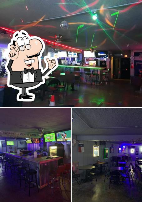 Hunter's Corner Sport Bar, San Antonio - Restaurant menu, prices and ...