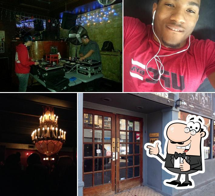 Subterranean in Chicago - Restaurant menu and reviews