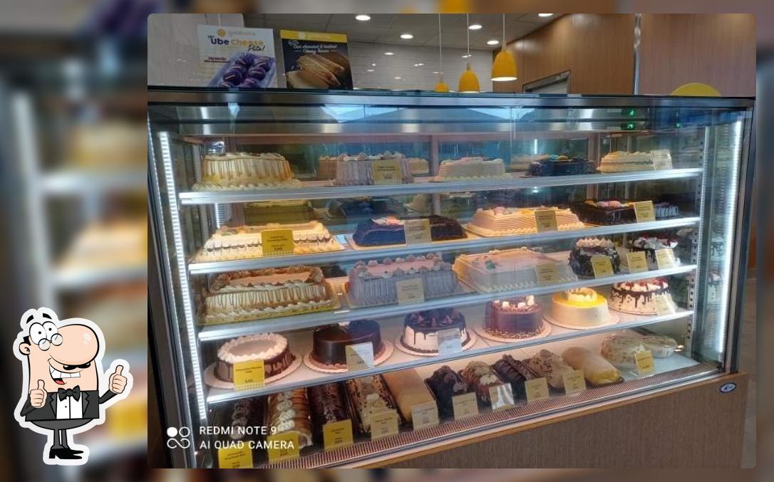 Goldilocks Gate 3 Plaza Taguig restaurant, Taguig - Restaurant menu and ...