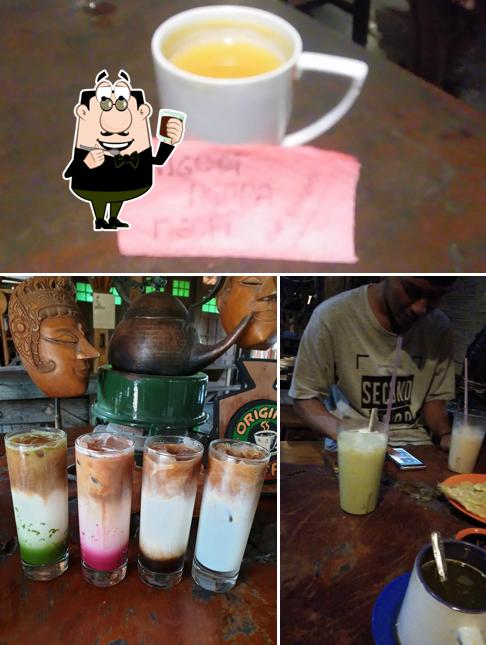 Limasan Cafe, Karawang - Opiniones del restaurante