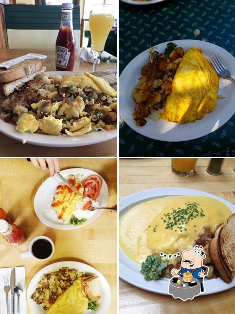 Dozens Restaurant, 2180 S Havana St in Aurora - Restaurant menu and reviews