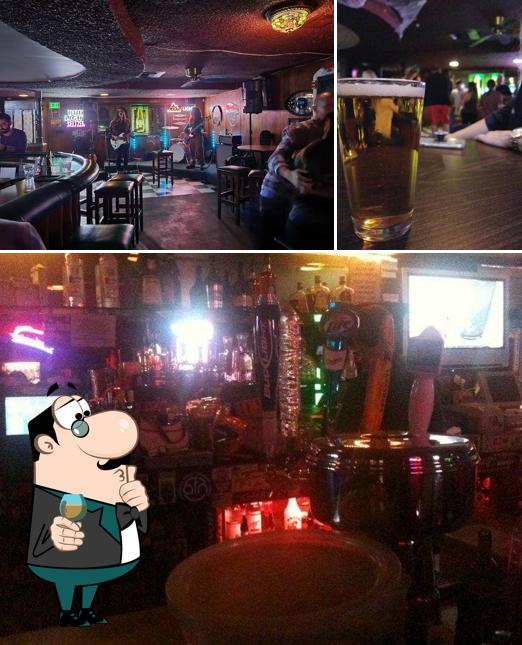 Doc's Inn, Santa Clarita - Restaurant menu, prices and reviews