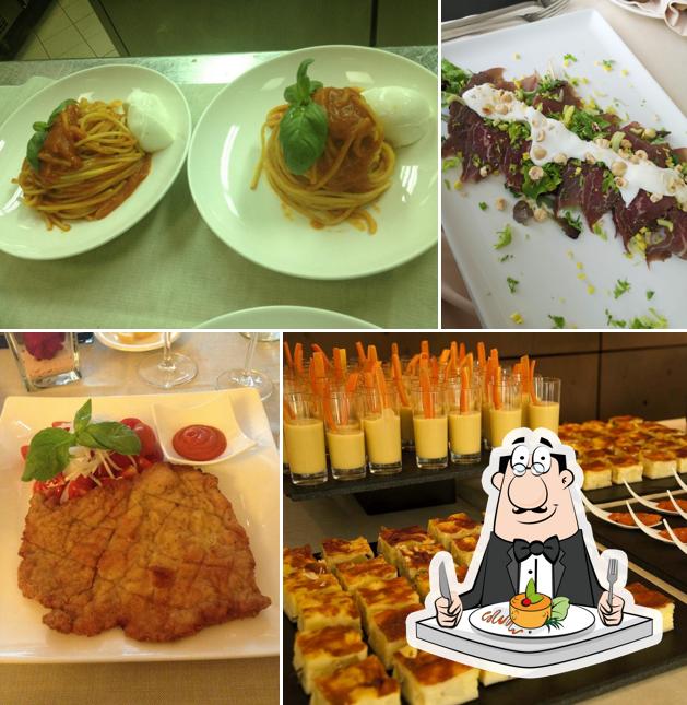 Mirror Lounge & Restaurant, Milan - Restaurant menu, prices and reviews