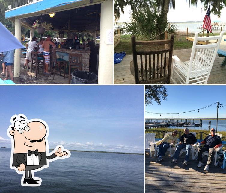 Freeport Marina in Daufuskie Island