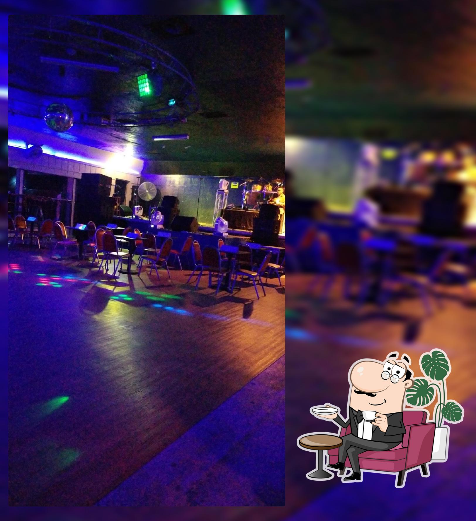 Club Brandy in North Charleston