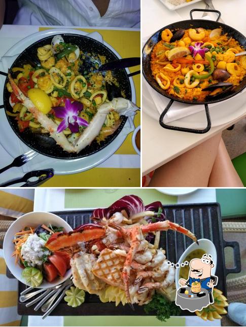 On Ocean 7 Cafe, 660 Ocean Dr in Miami Beach - Restaurant menu and reviews
