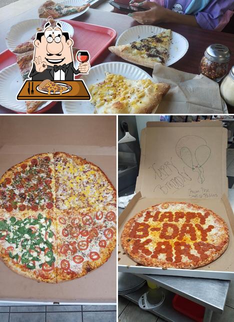 Politos Pizza in Rothschild - Restaurant menu and reviews