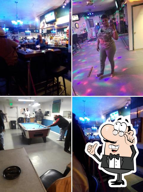 Blue Room Lounge, Gary - Restaurant menu, prices and reviews
