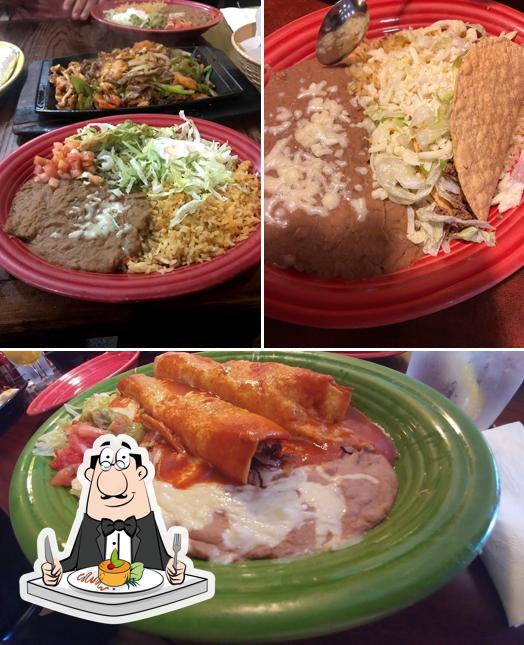 El Toro Bravo, Champaign - Restaurant menu, prices and reviews