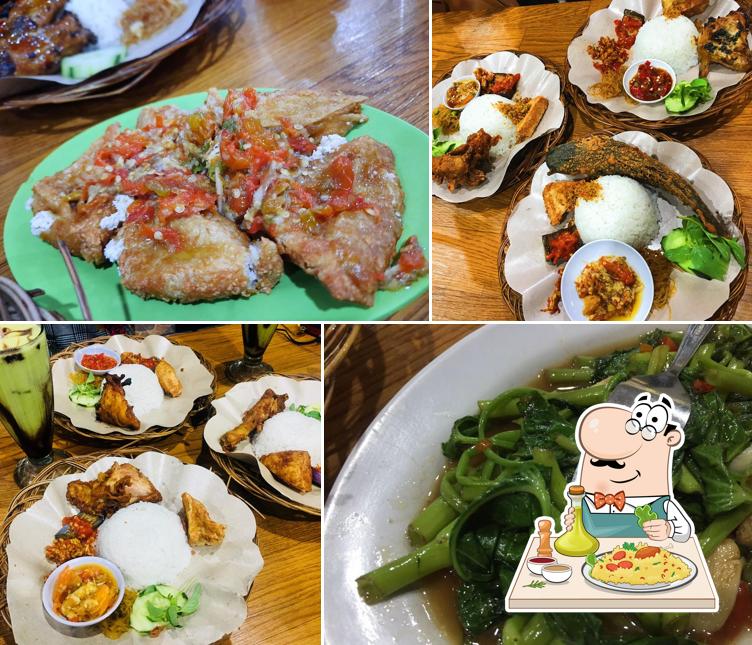 Ayam Penyet Surabaya, South Kuta - Restaurant menu, prices and reviews