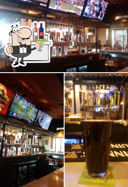 Trident Grill III, WILLIAMS CENTER, 250 S Craycroft Rd in Tucson ...
