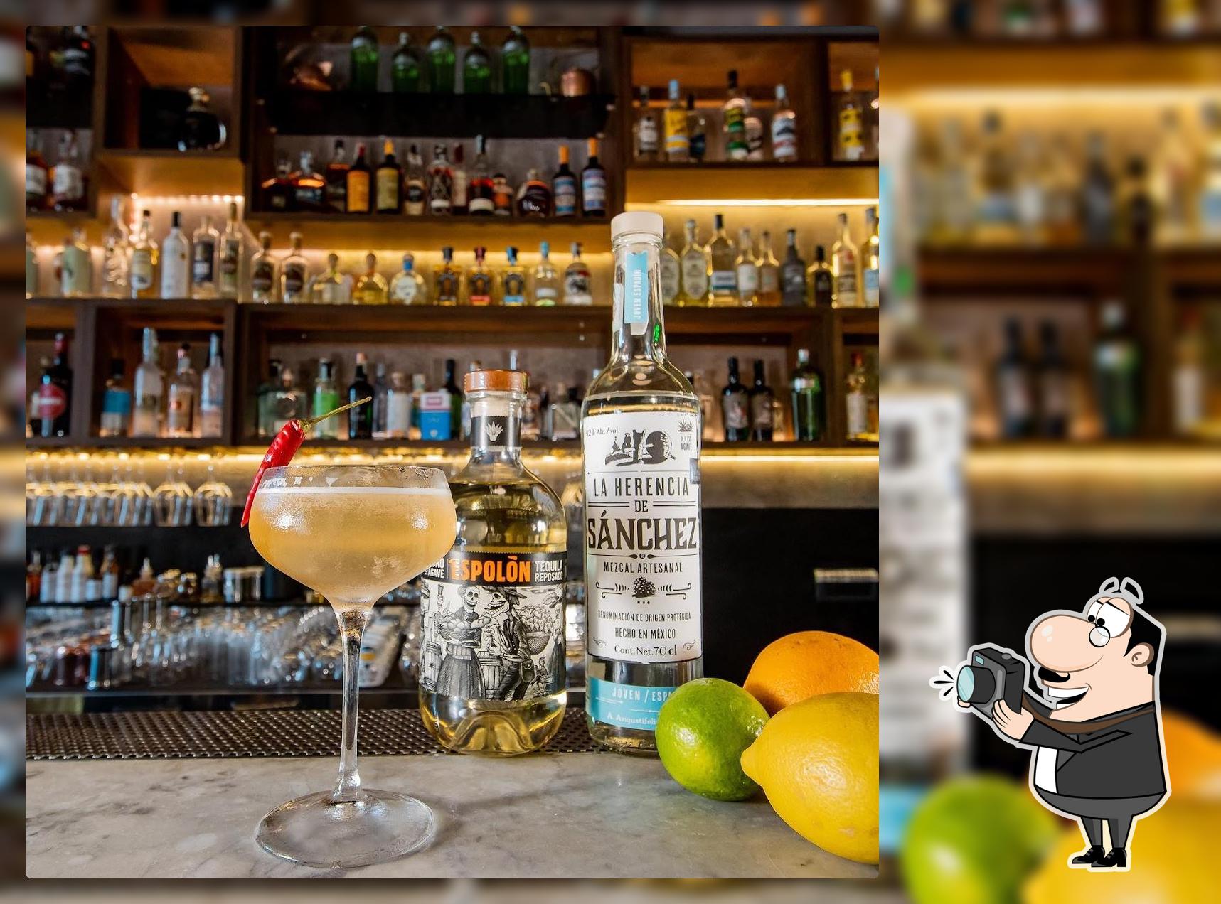 Port Royal - Cocktails Bay pub & bar, Turin - Restaurant menu and reviews