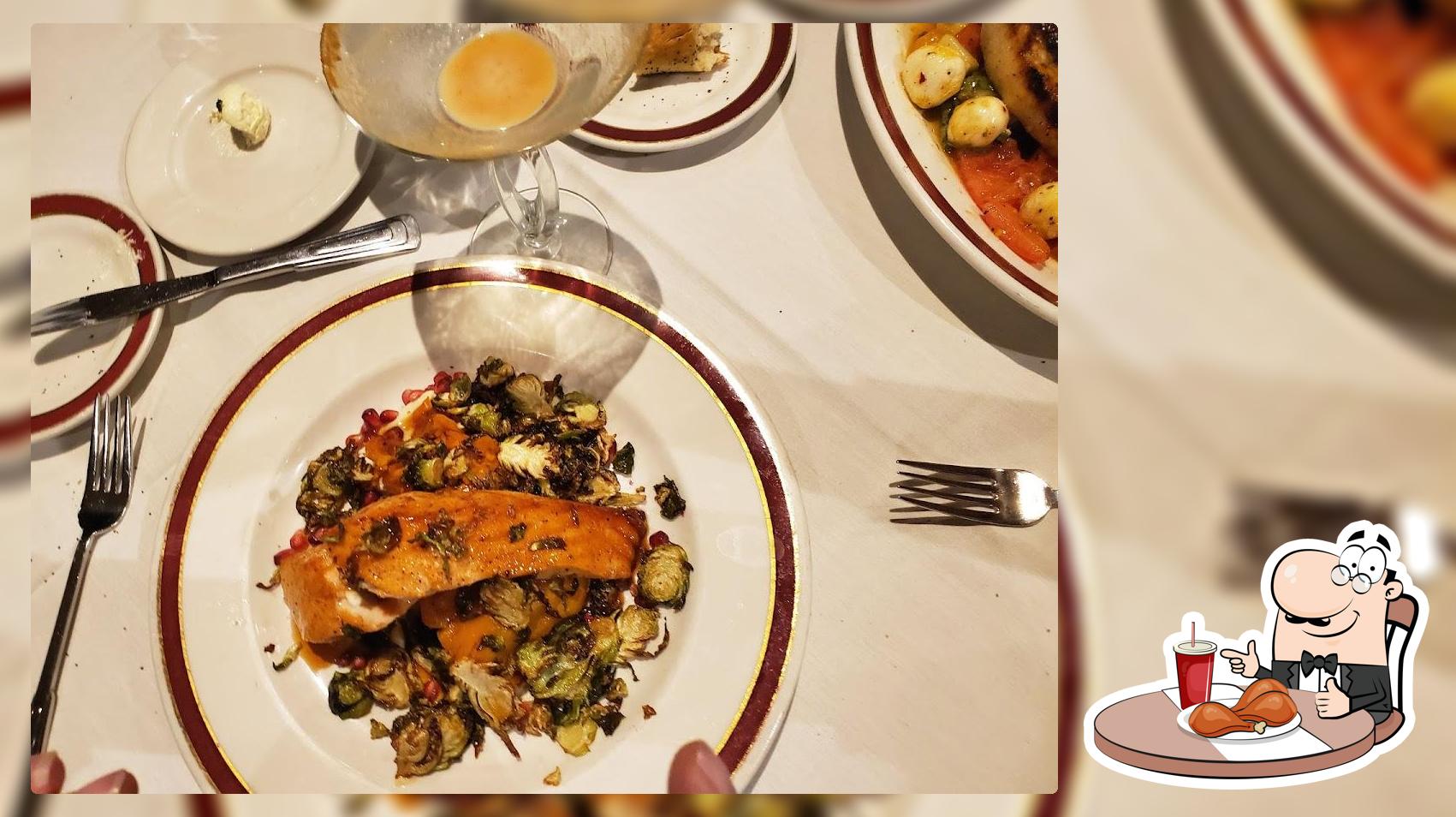 Best restaurants in Novi Town Center Mall - Restaurant Guru