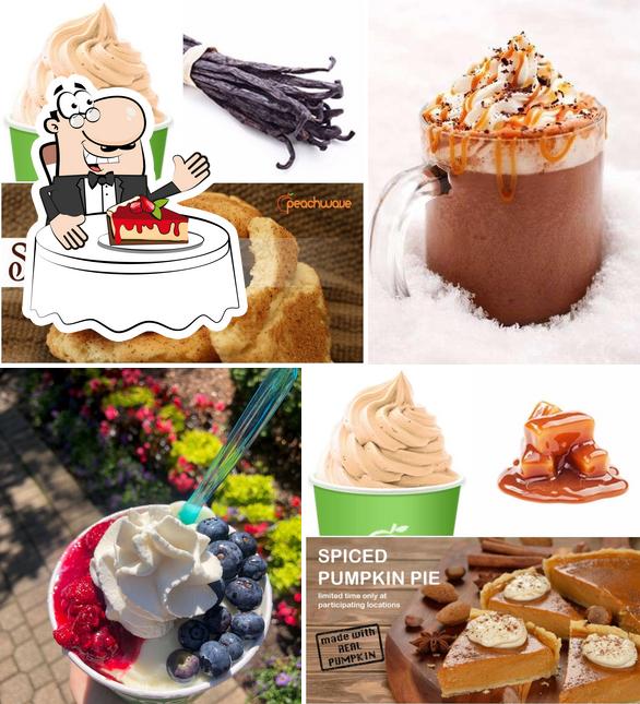 Peachwave Frozen Yogurt & Gelato in Holland - Restaurant menu and reviews