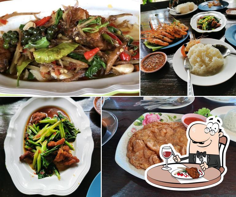 Chang Mae Nam Restaurant, Bang Kaeo - Opiniones del restaurante