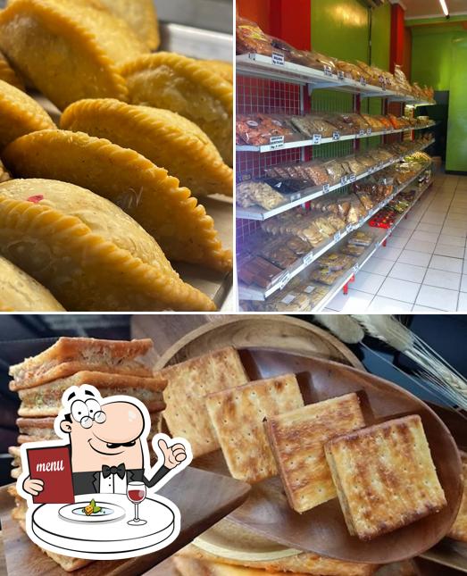Pastel Istimewa Ma'Cik, Jakarta, Jl. Pesanggrahan No.8C - Restaurant ...